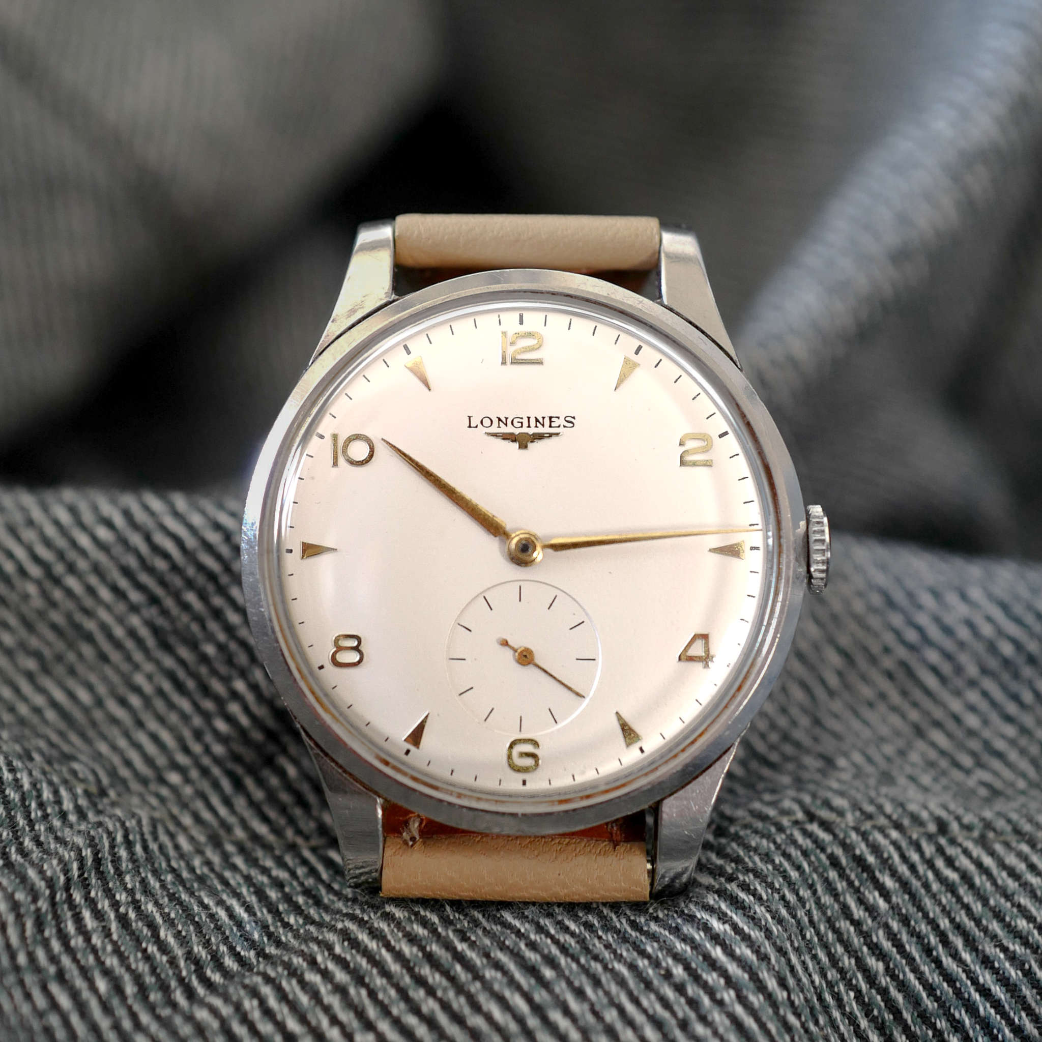 Longines 'Oversize Militaire' • Cafe Noir - Les montres • Vintages ...