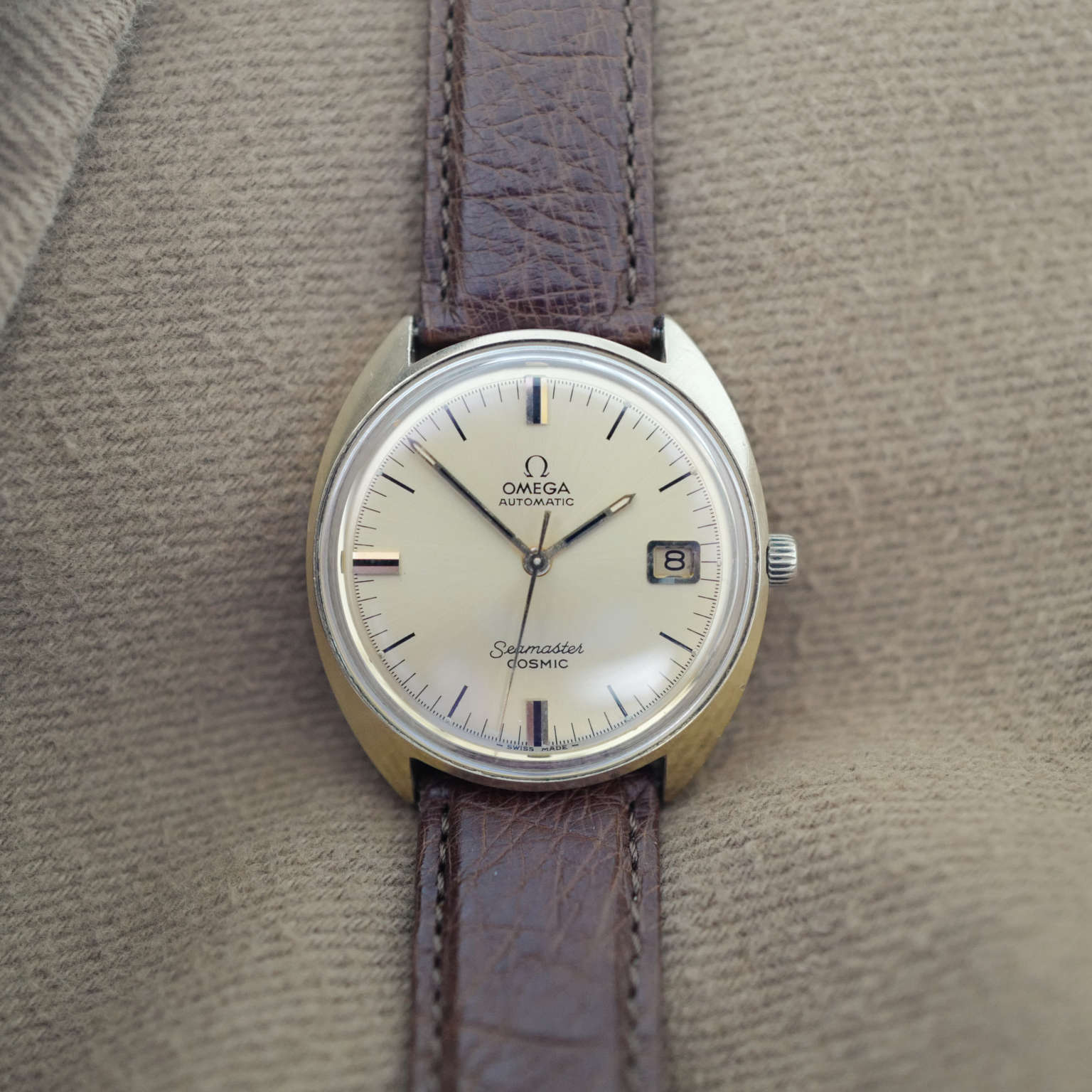 OMEGA dorée "Seamaster Cosmic" (Vintage 1960's) • Café Noir Montres