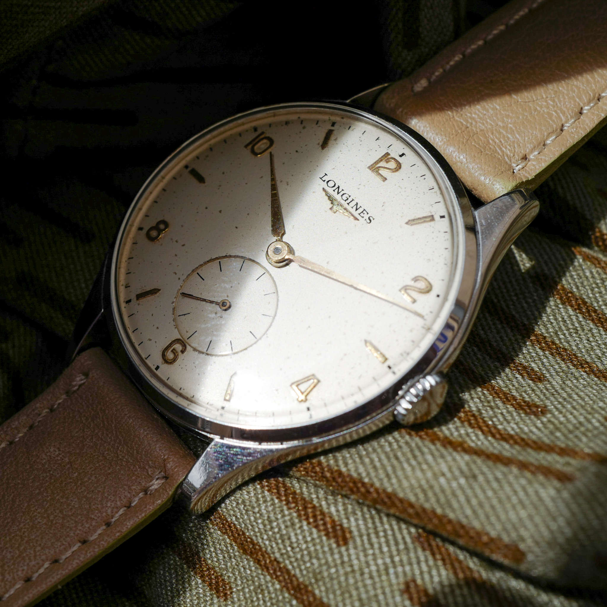 LONGINES 'Oversize Militaire' (1950's) • Cafe Noir - Les montres