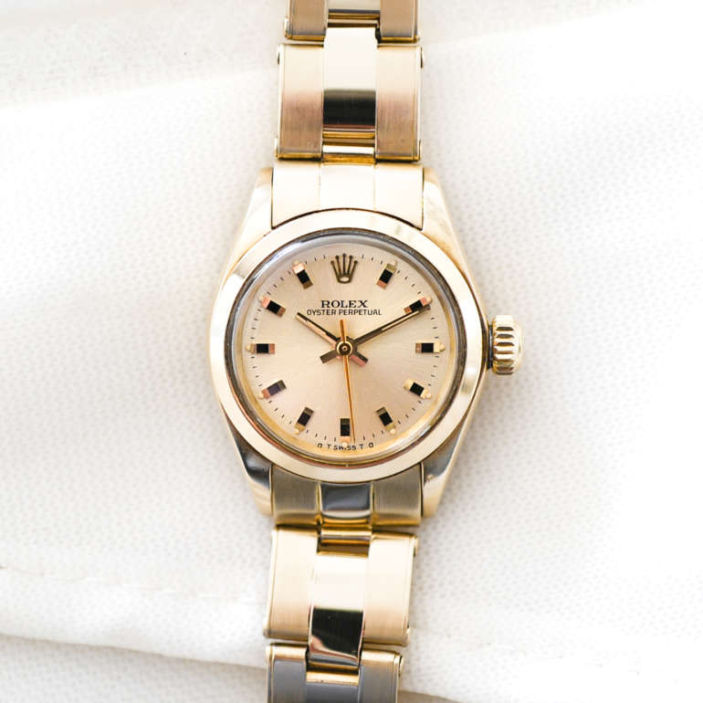 ROLEX mini 24 mm pour femme en or 18k (Réf. 6718 - Année 1973)